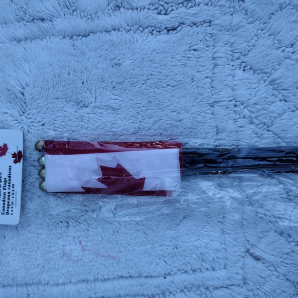 Accents | Canadian Flag Miniature Set | Poshmark